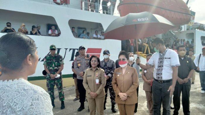 Rinny Tamuntuan Kunker ke Pulau Terluar, Pos Lintas Batas di Marore ...