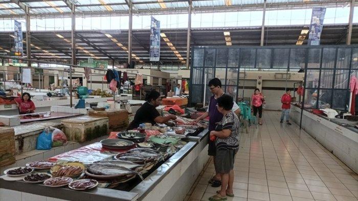 Cuaca Ekstrem, Harga Ikan di Pasar Segar Manado Sulawesi Utara Naik ...