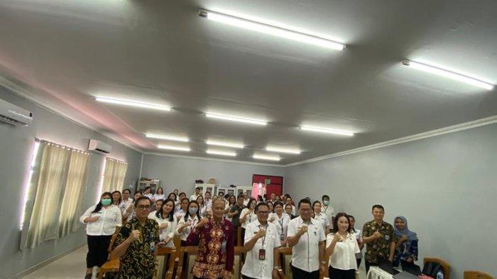 Sekda Tomohon Edwin Roring Hadiri Persiapan dan Evaluasi BLUD Puskesmas ...