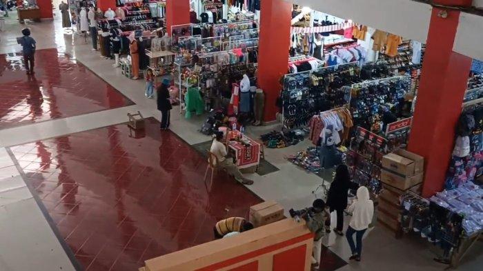 Melihat Aktivitas di Plaza Ratahan, Mall Mini di Ibu Kota Minahasa ...