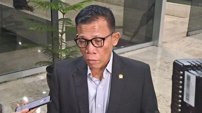 Politisi PDIP Tanggapi Putusan MA Ubah Ketentuan Usia Calon Kepala ...