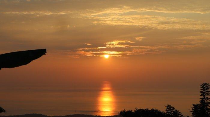 Berita Foto Gunung Tumpa, Destinasi untuk Menikmati Senja di Manado ...