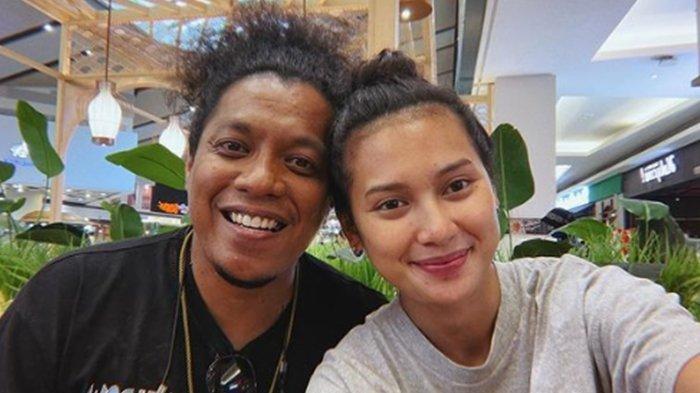 Bukan Indah Permatasari Nama Asli Istri Arie Kriting, Diubah Lantaran ...