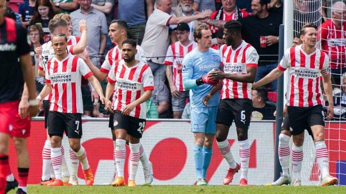 Prediksi dan Head to head PSV Eindhoven vs Sporting Lisbon: Pertahanan ...