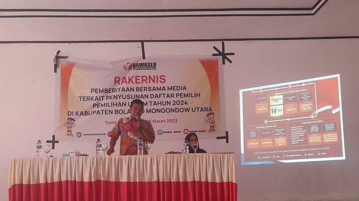 Gelar Rakernis, Bawaslu Bolmut Ajak Insan Pers Lakukan Pengawasan Pemilu 2024 - Tribunmanado.co.id
