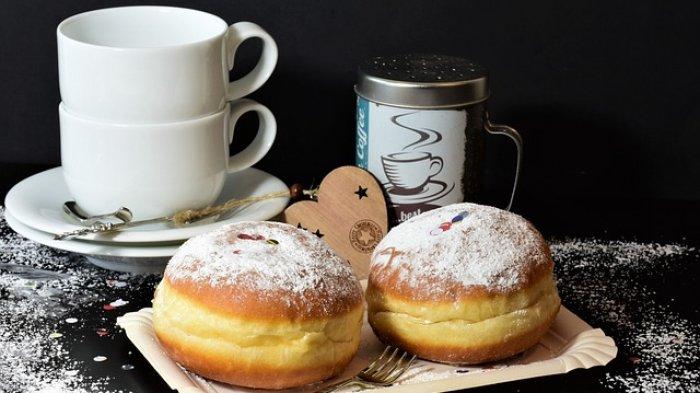 Resep dan Cara Membuat Donat Isi Cokelat yang Empuk dan Dipanggang ...