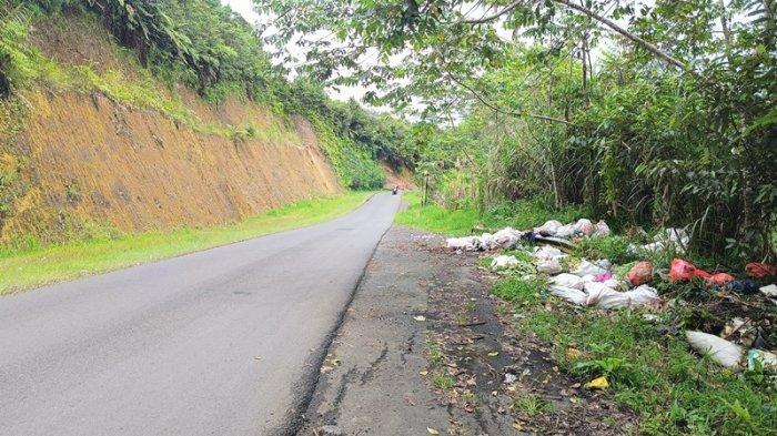 Jalur Atoga Boltim Jadi Tempat Sampah Dadakan, Pengendara Minta DLH ...