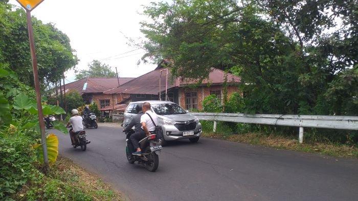 Warga Keluhkan Jalan Pumorow Manado Sulawesi Utara tak Rata Tepat di ...