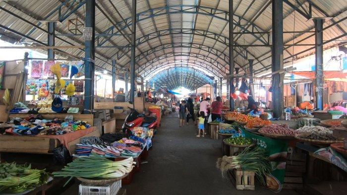 Foto Suasana Pasar Pinasungkulan Karombasan Manado Sulawesi Utara ...