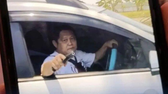 Sosok Sumarwan, Pria 60 Tahun yang Tembak Ban Pajero Sport karena Tak ...