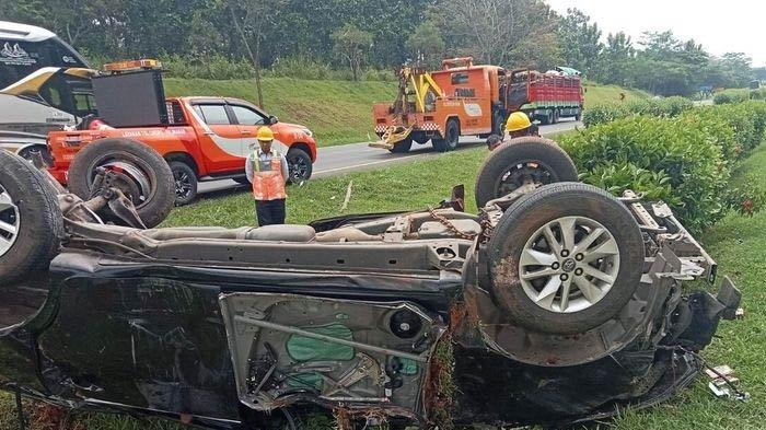 Kronologi Kecelakaan Maut, Mobil Terguling hingga Tewaskan Anggota DPRD ... Kronologi Kecelakaan Maut, Mobil Terguling hingga Tewaskan Anggota DPRD ...