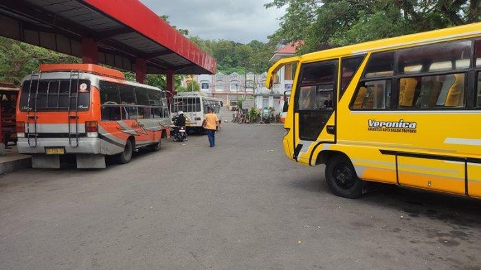 Supir Bus di Terminal Paal II Manado Sulut Masih Dapat Orderan ...
