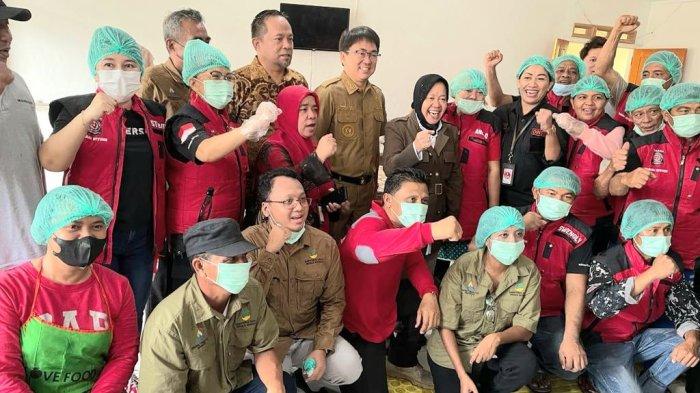 Ketemu Mensos Risma, Kadisos Bitung Leddy Ambat Kaget dan Senang ...