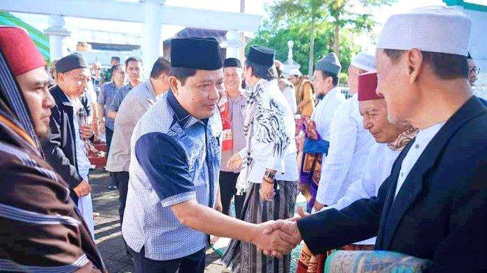 Hadiri Salat Idul Adha di Masjid Kiai Modjo Tondano, Ini Pesan Pj ...