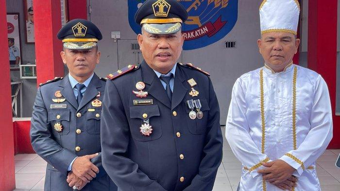 Kalapas Kelas II B Bitung Syukron Hamdani: 1 Warga Binaan Bebas Murni ...