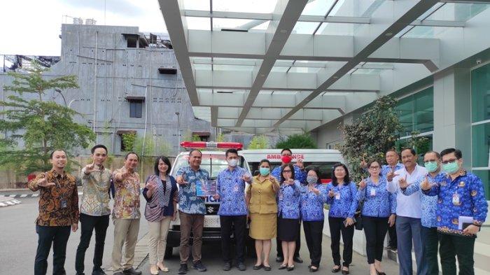 Bank Mandiri Sulutgo Serahkan CSR 1 Unit Ambulans untuk RSUP ODSK ...