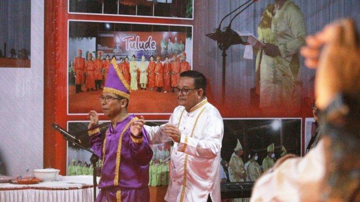 Wali Kota Bitung Maurits Mantiri Ikut Menari Ampa Wayer dan Masamper di ...