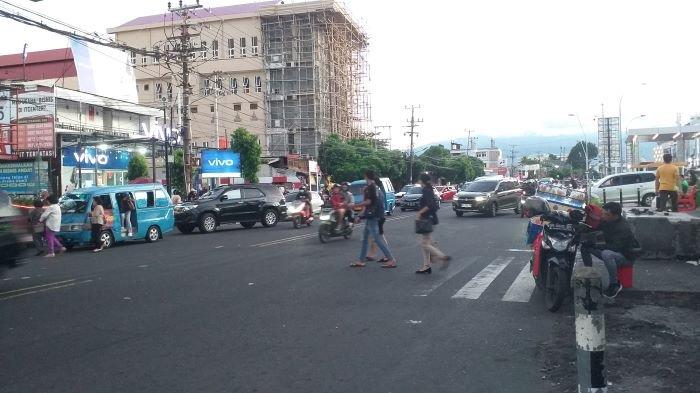 Zebra Cross di Sejumlah Titik Jalan Pierre Tendean Manado Pudar, Warga ...