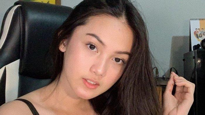 Sosok Cantik Aisyah Aqilah, Disebut Jadi Pacar Jeff Smith, Momen Mesra ...