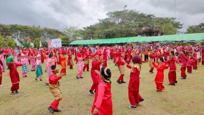 Apa Itu Dana-dana? Tarian Khas Bolaang Mongondow Sulawesi Utara ...