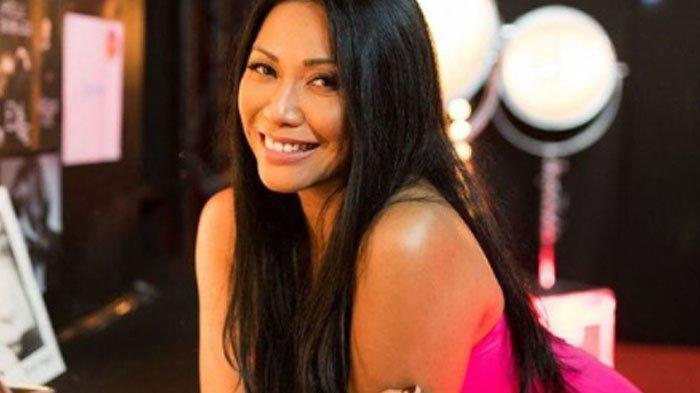 Baru Terungkap! Ternyata 5 Artis Sukses ini Tak Lulus SMA, Ada Anggun C Sasmi hingga Nia ...