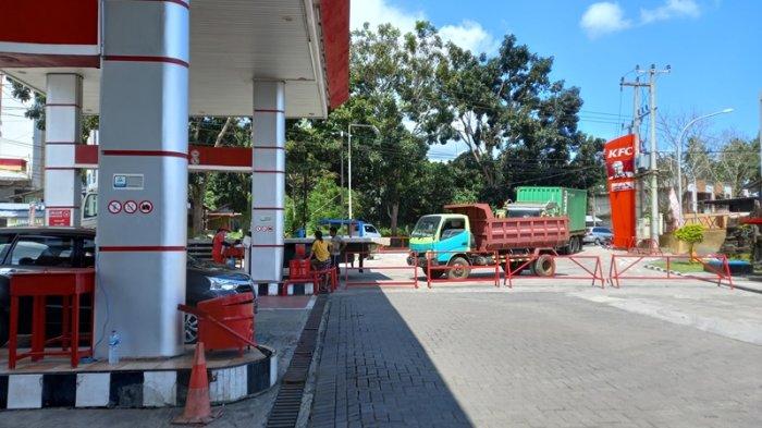 Antrian Solar di SPBU Airmadidi Minut, Pengawas: Setiap Hari 8000 Liter ...