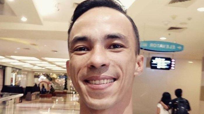 Masih Ingat Atilla Syach? Dulu Nikahi Wulan Guritno di Usia 16 Tahun ...