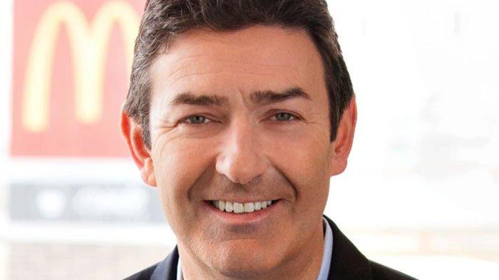 Bos McD Steve Easterbrook Dicopot, karena Pacari Karyawan ...