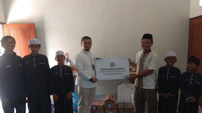 BRI Bitung Bantu Pondok Pesantren Darul Falah Bitung - Tribunmanado.co.id