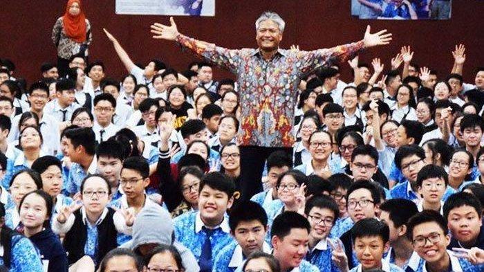 Sosok Budi Soehardi, Mantan Pilot yang Menampung Ratusan Anak Korban ...