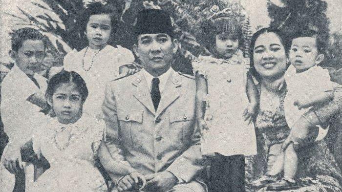 Rachmawati Soekarnoputri Kecil, Senang Asap Rokok Soekarno Ditiup di ...