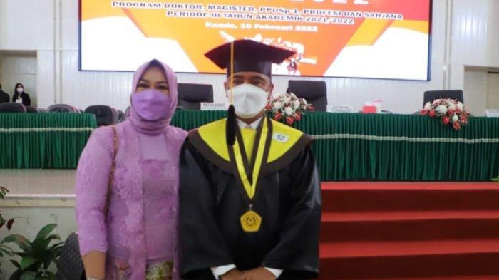 Bupati Boltim Sam Sachrul Mamonto Raih Gelar S.Sos.M.Si - Tribunmanado.co.id