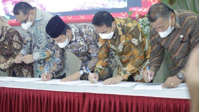 Bupati Boltim Sam Sachrul Mamonto Tandatangani Nota Kesepakatan dengan BPIP RI - Tribunmanado.co.id