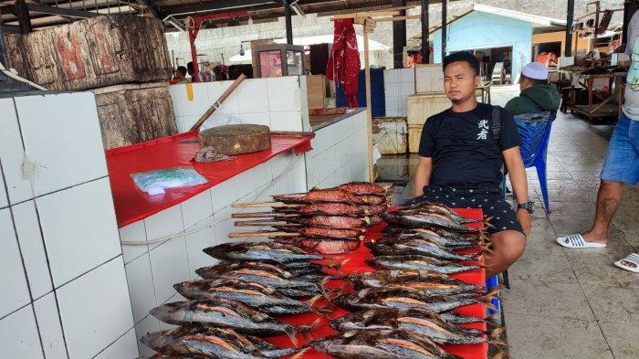 Kuliner Cakalang Fufu, Olahan Ikan Asap Khas Sulawesi Utara, Diminati ...