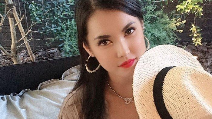 Akhirnya Terungkap Artis yang Bertemu Maria Ozawa di Bali, Ternyata Bukan Vicky Prasetyo ...
