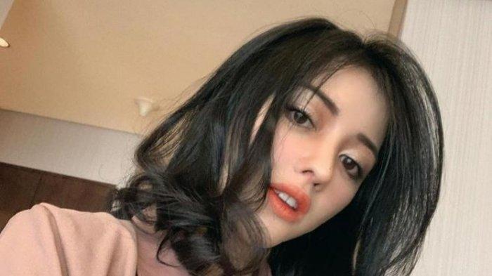 Ingat Eks Pramugari Siwi Widi? Dulu Dituding Gundik Petinggi Garuda ...