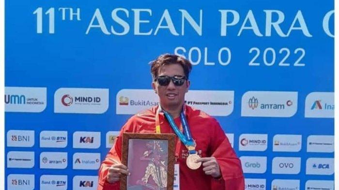 Perenang Sulawesi Utara Steven Sualang Sumbang Medali Emas untuk Indonesia di ASEAN Para Games ...