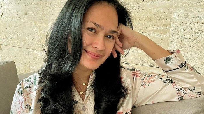 Potret Terbaru Donna Harun, Tampil Awet Muda di Usia 54 tahun, Tuai ...
