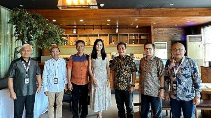 Putri Otonomi 2023 Elisha Lumintang Resmi Ambasador Bank Prisma Dana - Tribunmanado.co.id