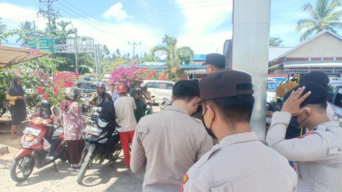 Antrean Panjang Pertalite di SPBU Tutuyan Boltim Sulawesi Utara ...