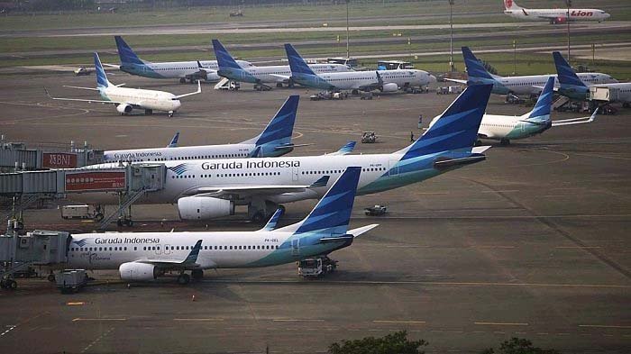 Saham Garuda Indonesia Anjlok saat Diterpa Problem Menu Makanan, Begini ...