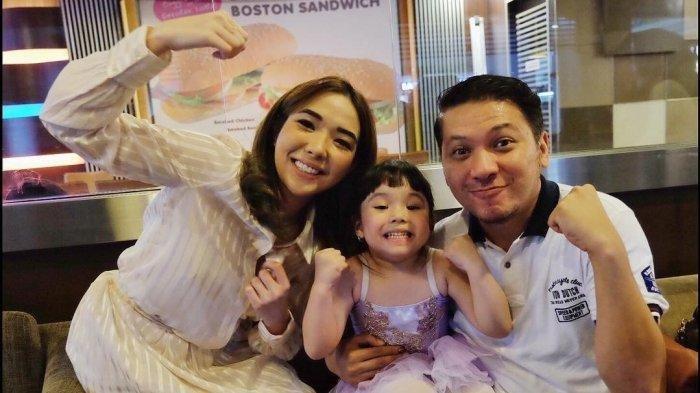 Potret Gempi Dicium Gisel dan Gading, Terlihat Mesra Seperti Dulu ...