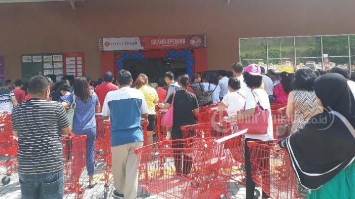 8 Fakta Menarik Grand Opening Lotte Grosir Manado, Diserbu Pembeli ...