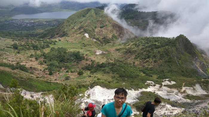 Rasanya Tak Bosan Naik Gunung Ambang - Tribunmanado.co.id