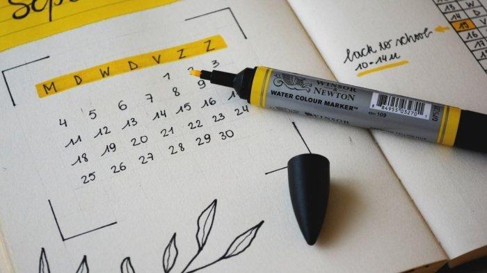 Daftar Lengkap Hari Libur Nasional dan Cuti Bersama Tahun 2021, Bulan ...