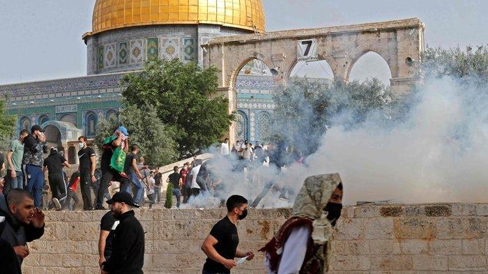 Israel Disebut Jalankan Misi Perang Agama, Serang Masjid Al-Aqsa saat ...