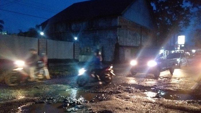 Jalan Adipura Raya Mapanget Manado Sudah Rusak Sejak Tahun 2021 ...