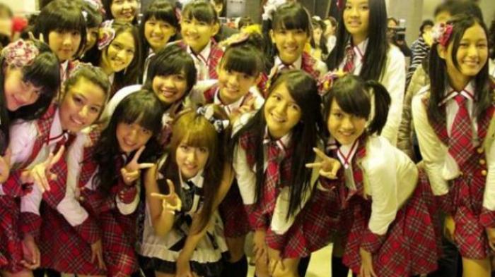 Selamat Ulang Tahun! Ini Foto Lengkap Gen 1 JKT 48 - Tribunmanado.co.id