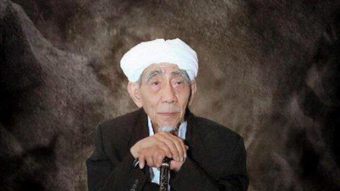 PROFIL KH Maimoen Zubair atau Mbah Moen, Meninggal Hari Ini di Mekkah ...