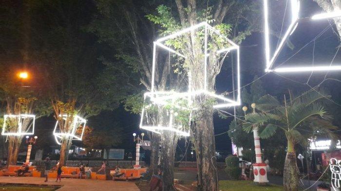 Lapangan Tikala Manado Sulawesi Utara Kian Indah di Malam Hari ...